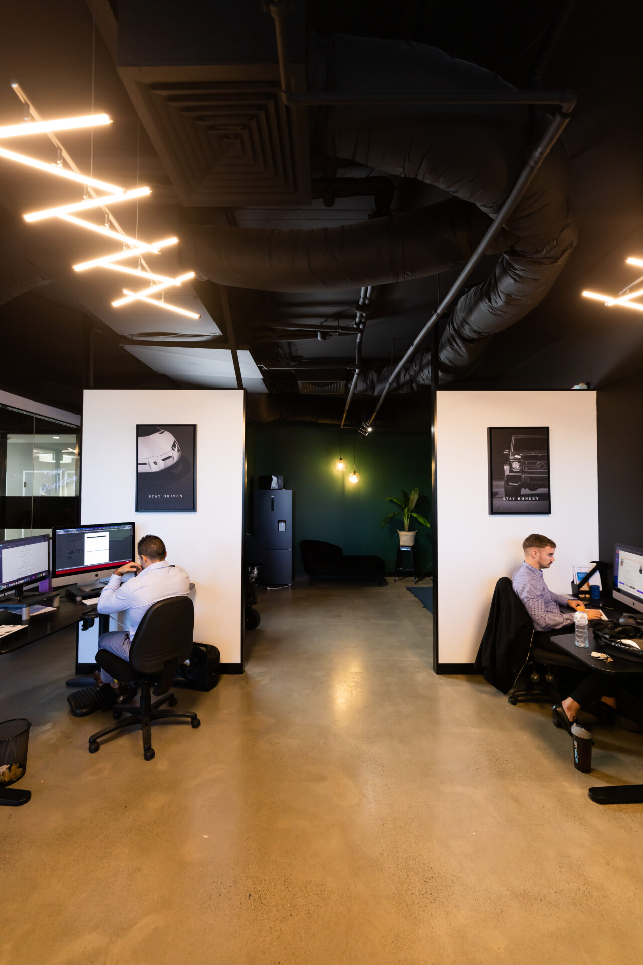 The Pros and Cons of Open Plan Office Design: Insights from Commercial ...